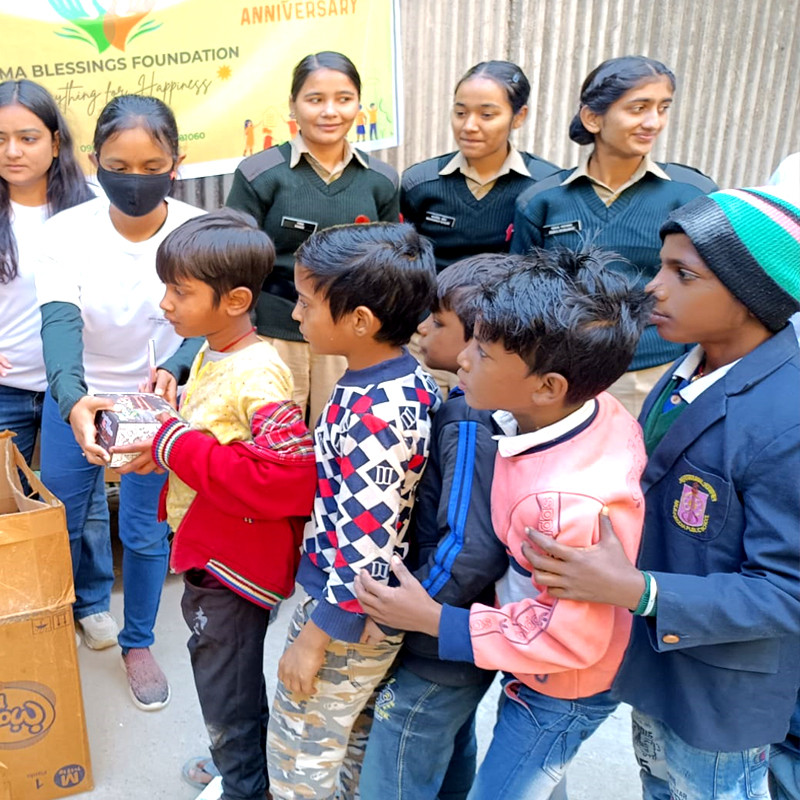 Anna daan Seva - Free Meals to Ram Mandir visitors and the Needy